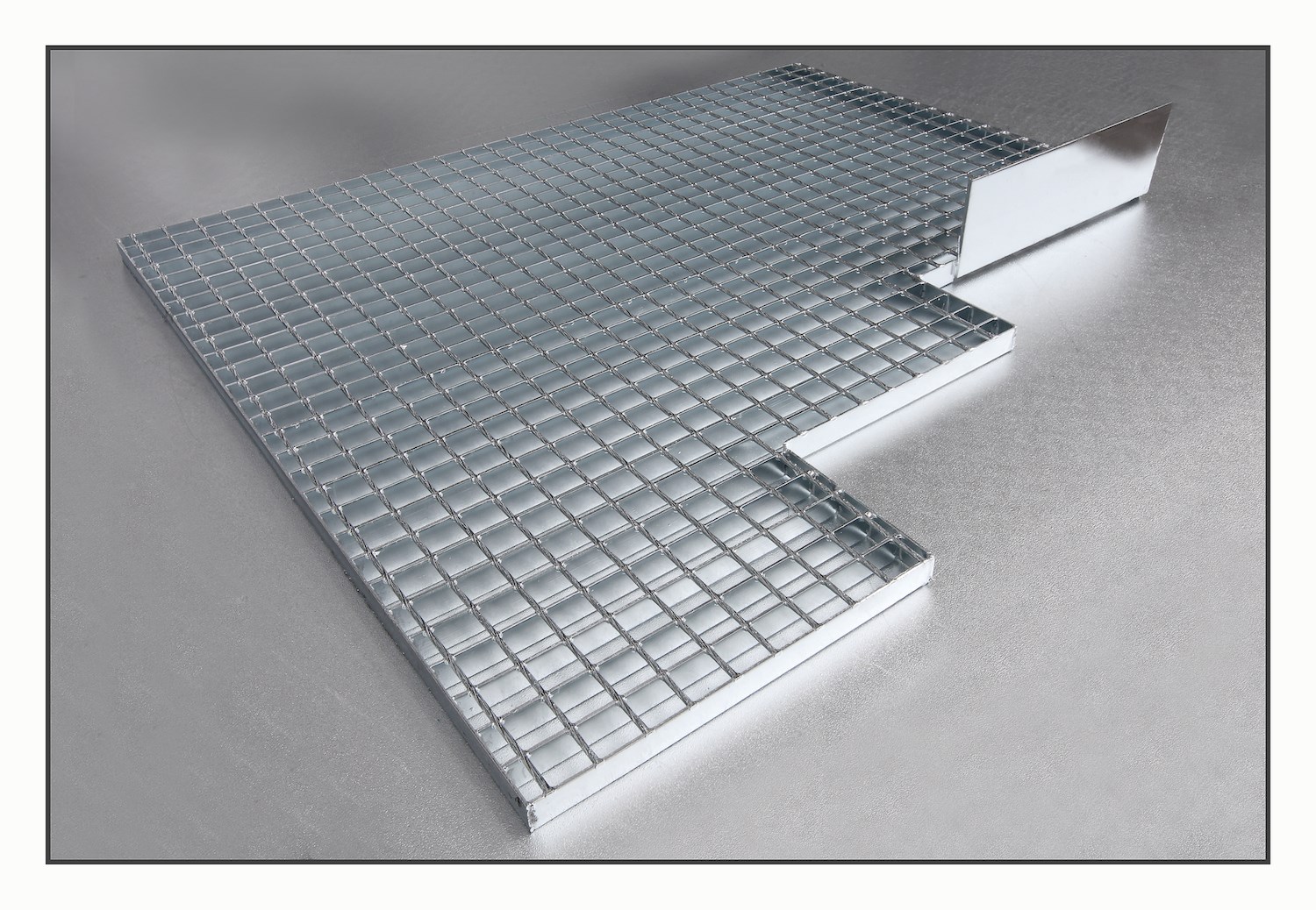 Puristehitsatut ritilät Z | Ritilät ja askelmat | Tuotteet | STW Steel Oy